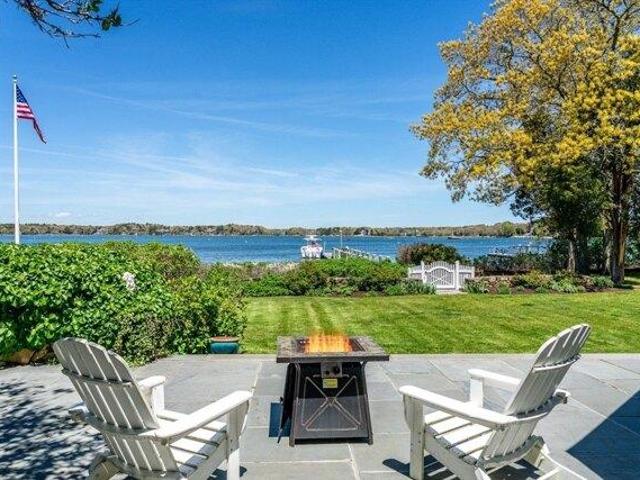 house with 3 bedroom, Barnstable MA ES102826908