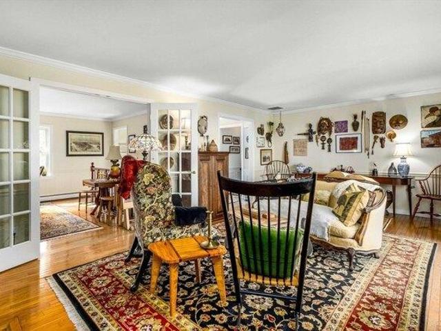 house with 3 bedroom, Barnstable MA ES103443497