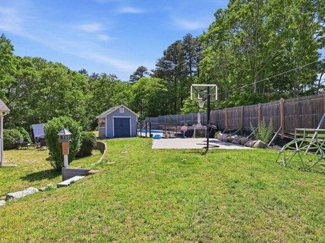 house with 3 bedroom, Barnstable MA ES103848912