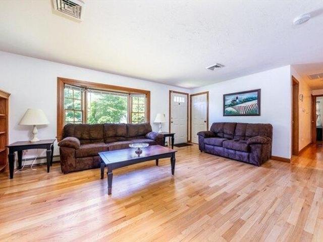 house with 3 bedroom, Barnstable MA ES103970236