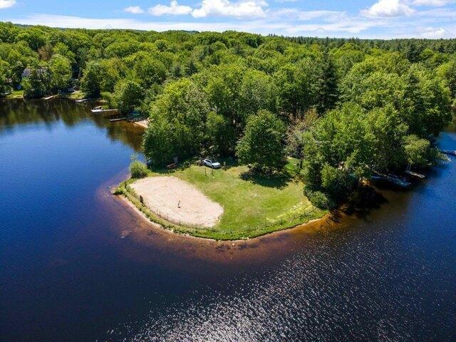 house with 3 bedroom, Barnstead NH DS102583136