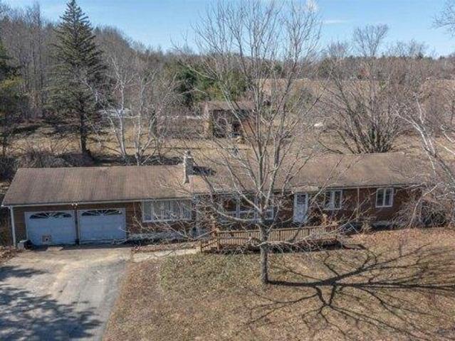 house with 3 bedroom, Barnstead NH DS102668712