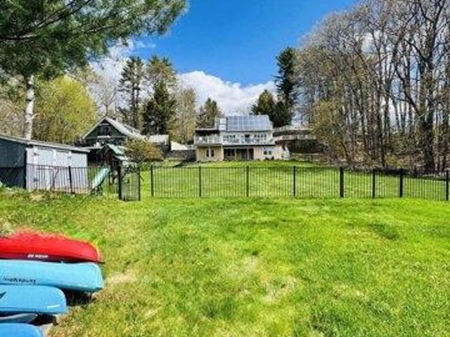 house with 3 bedroom, Barnstead NH ES103852320