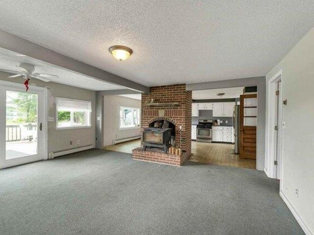 house with 3 bedroom, Barnstead NH ES104540801