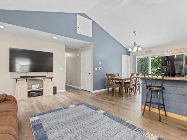 house with 3 bedroom, Barnstead NH ES105113327