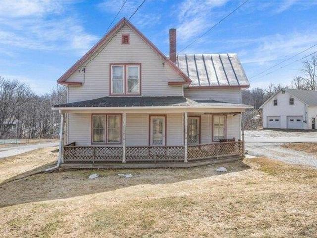 house with 3 bedroom, Barre VT DS101857590