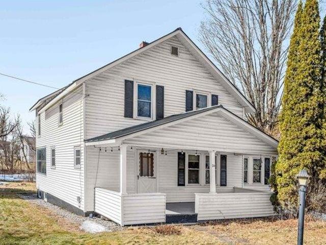 house with 3 bedroom, Barre VT DS102479380
