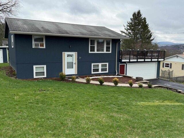 house with 3 bedroom, Barre VT DS102592657