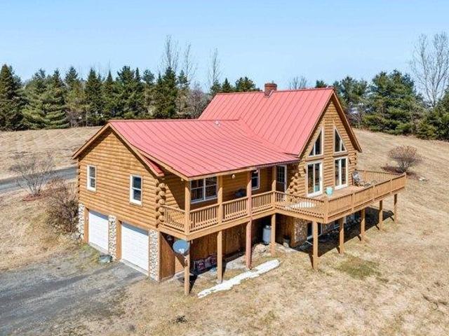 house with 3 bedroom, Barre VT DS102800600