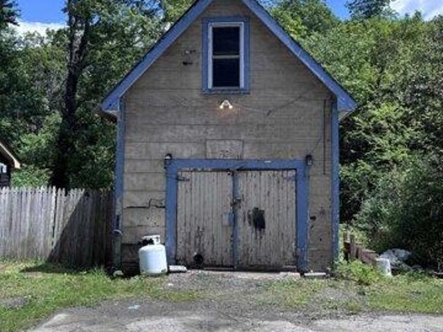 house with 3 bedroom, Barre VT DS103886336