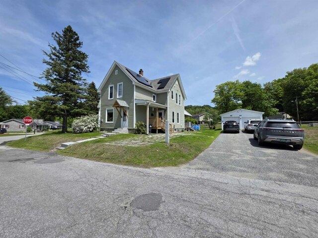 house with 3 bedroom, Barre VT DS103968683