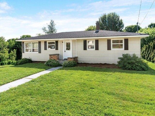house with 3 bedroom, Barre VT DS104441445