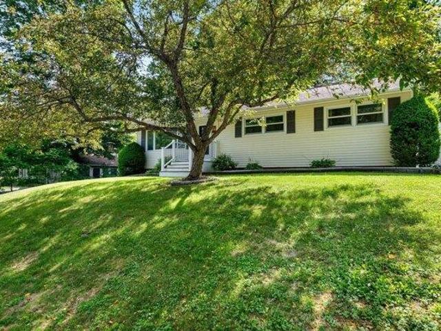 house with 3 bedroom, Barre VT DS104480400