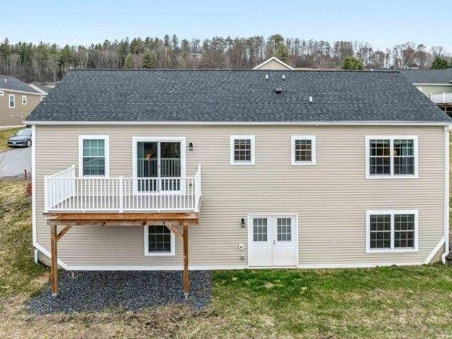 house with 3 bedroom, Barre VT ES102825075