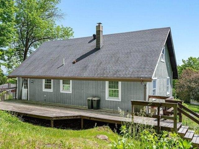 house with 3 bedroom, Barre VT ES103431062