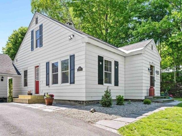 house with 3 bedroom, Barre VT ES103438468