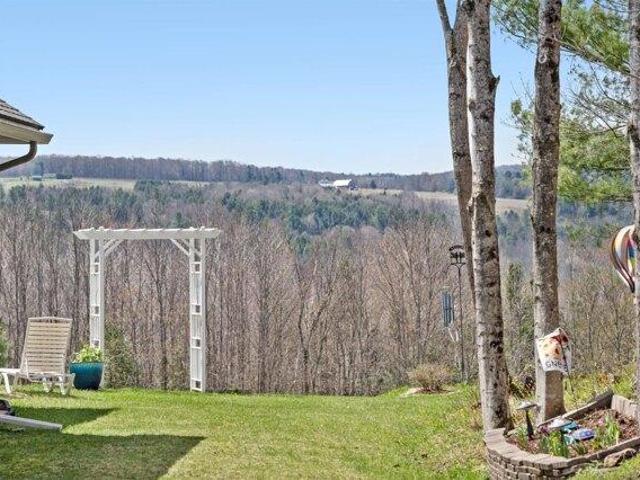house with 3 bedroom, Barre VT ES103927712