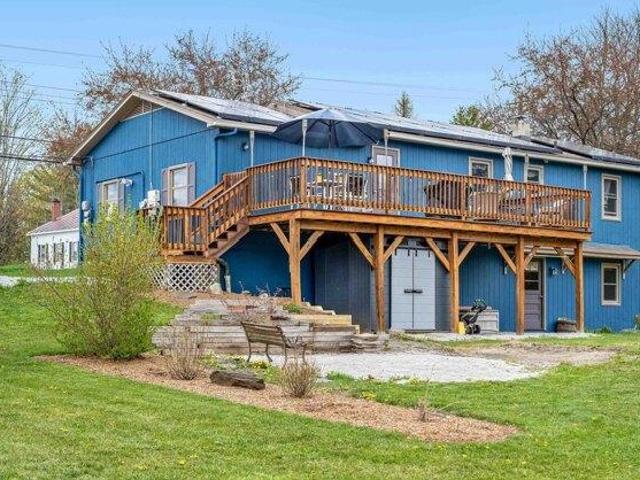 house with 3 bedroom, Barre VT ES104440795