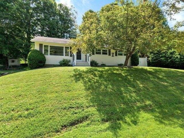 house with 3 bedroom, Barre VT ES104480400