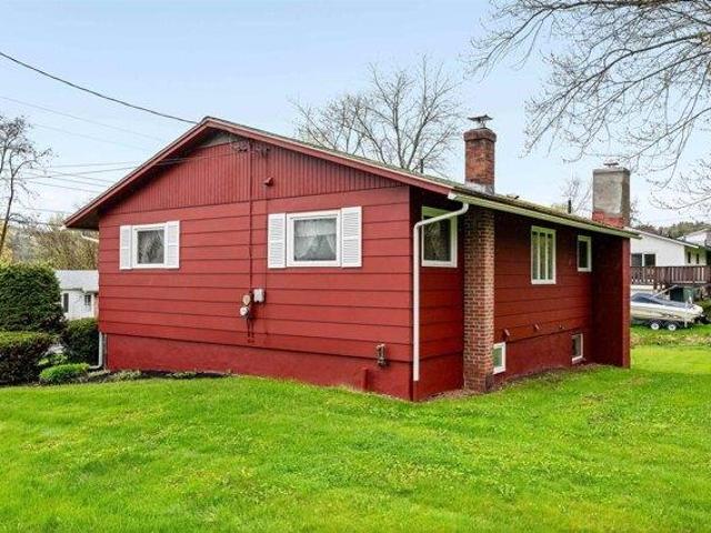 house with 3 bedroom, Barre VT ES104905587