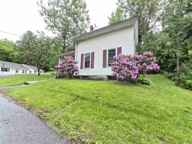 house with 3 bedroom, Barre VT ES104907379