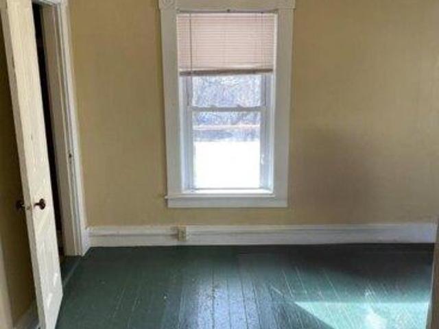 house with 3 bedroom, Barre VT ES105172668