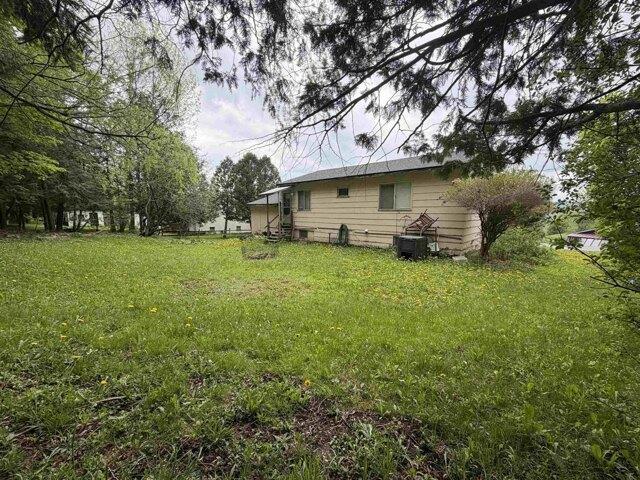 house with 3 bedroom, Barre VT ES105176257