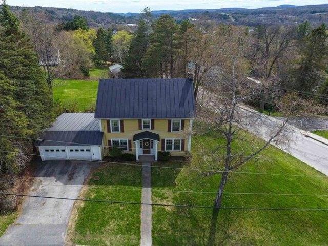 house with 3 bedroom, Barre VT ES105202537