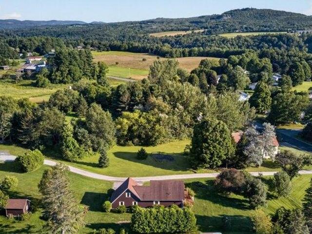 house with 3 bedroom, Barre VT ES105229760