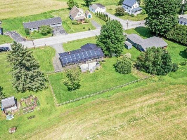 house with 3 bedroom, Barre VT ES105229738