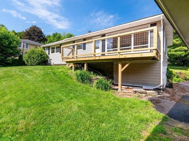 house with 3 bedroom, Barre VT ES105233669
