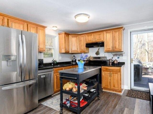 house with 3 bedroom, Barre MA ES104994752