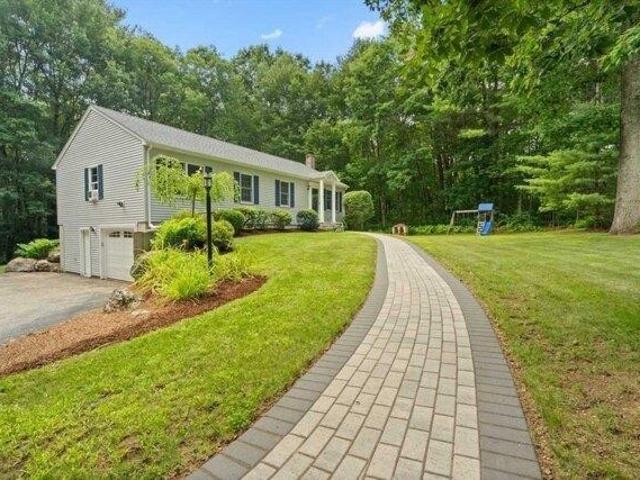 house with 3 bedroom, Barre MA ES105079834