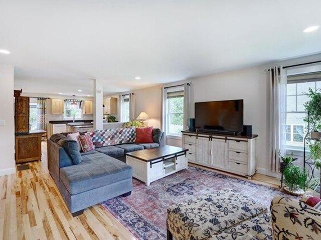 house with 3 bedroom, Barrington NH DS104011601