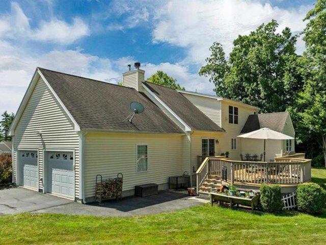 house with 3 bedroom, Barrington NH DS104351200