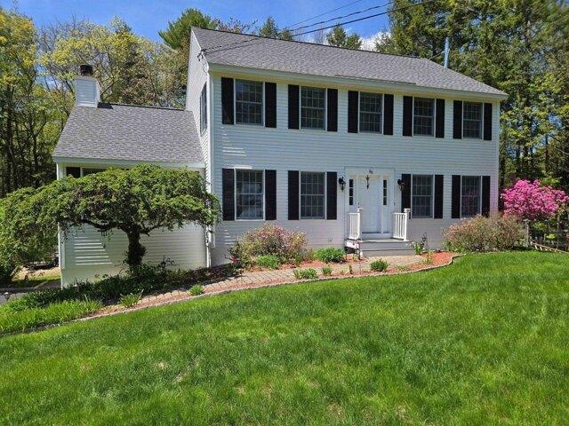 house with 3 bedroom, Barrington NH DS102584390