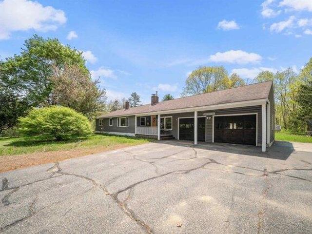house with 3 bedroom, Barrington NH DS102823851
