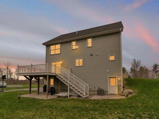 house with 3 bedroom, Barrington NH DS103185469