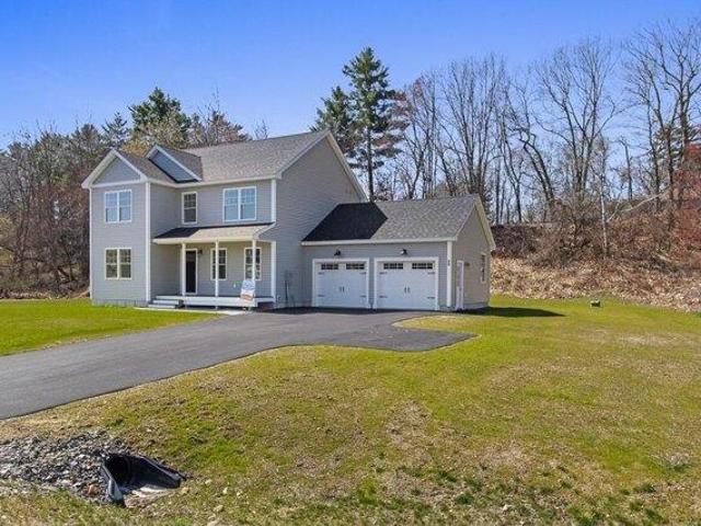 house with 3 bedroom, Barrington NH ES104044331