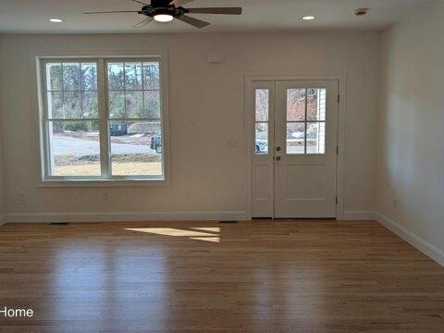 house with 3 bedroom, Barrington NH ES103888830