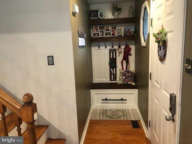 house with 3 bedroom, Barrington NJ ES105157040
