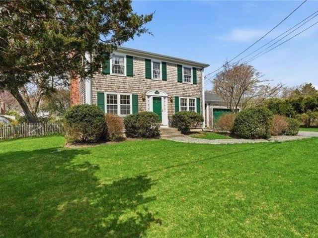 house with 3 bedroom, Barrington RI DLS101656481