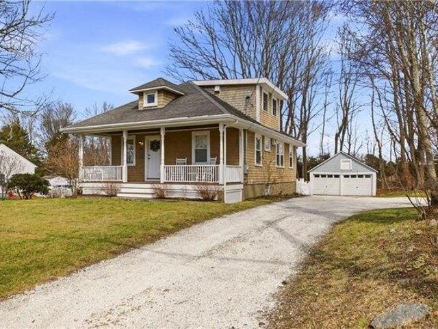 house with 3 bedroom, Barrington RI DLS102726424