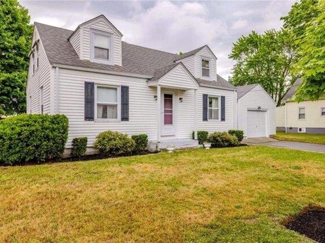 house with 3 bedroom, Barrington RI DS104113722
