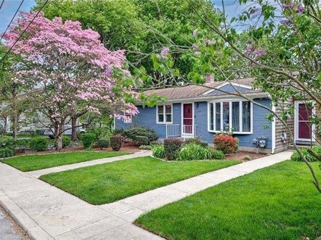 house with 3 bedroom, Barrington RI DS104153517