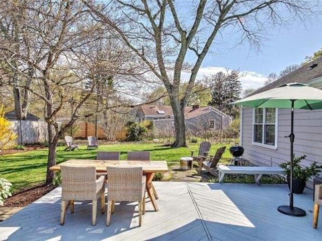 house with 3 bedroom, Barrington RI DS102594758