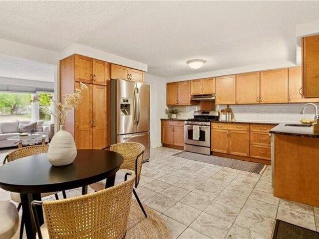 house with 3 bedroom, Barrington RI DS103494570