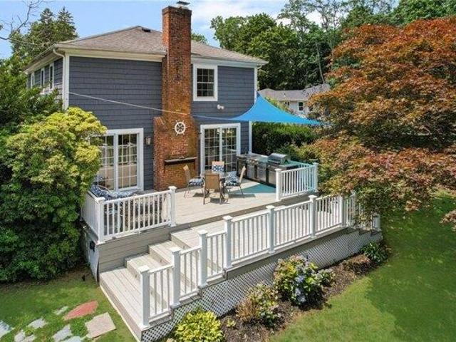 house with 3 bedroom, Barrington RI ES105081002