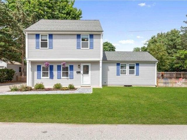 house with 3 bedroom, Barrington RI ES103667048
