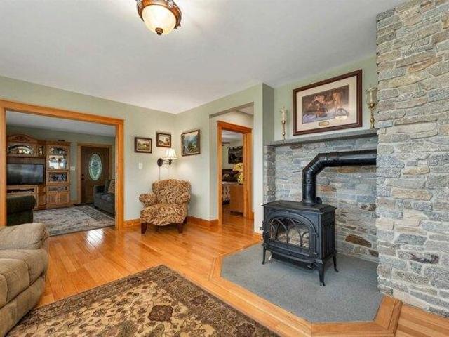 house with 3 bedroom, Bath NH ES104234543